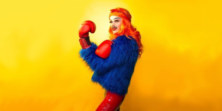 "Hvorfor provokerer det dig egentlig, at en mand går i kjole?" - Heartbeats