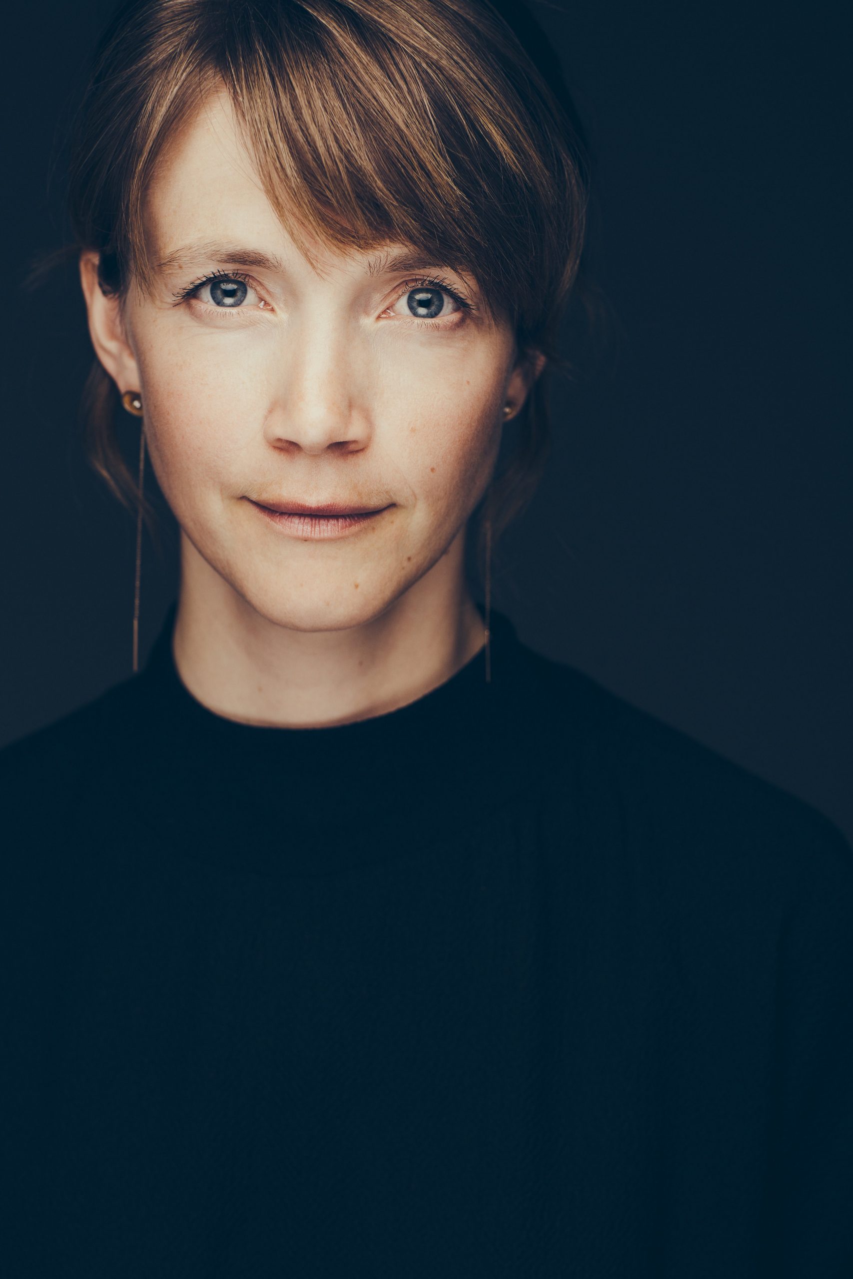 Anna Bro: "Det er som om, vi har installeret en pedel i os selv, der ...
